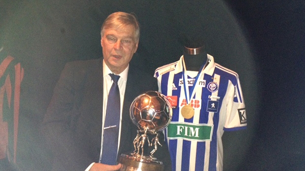 Markku Peltoniemelle Captain's Ball -palkinto - HJK Helsinki