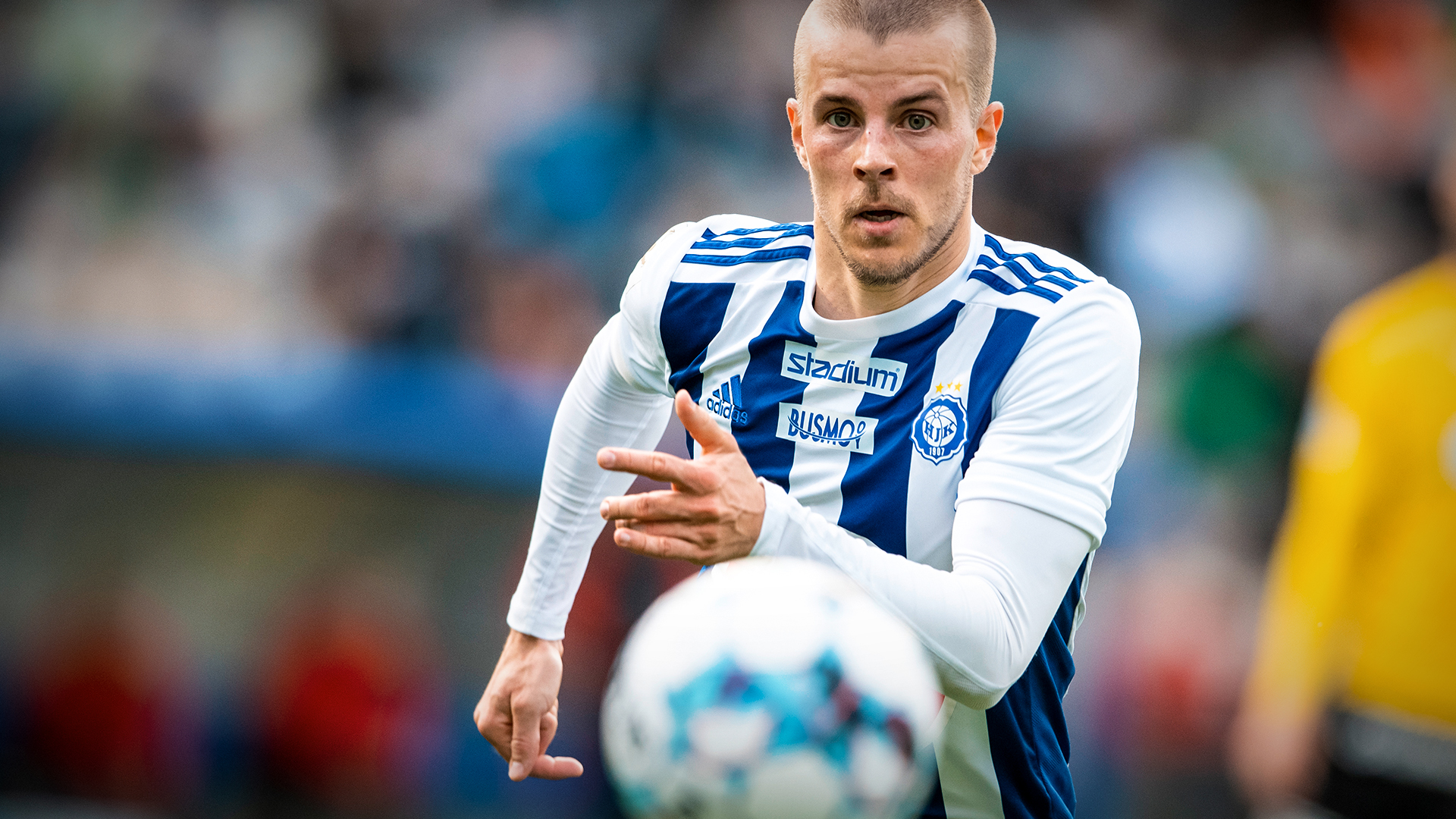 Roope Riski jatkaa Klubissa! - HJK Helsinki
