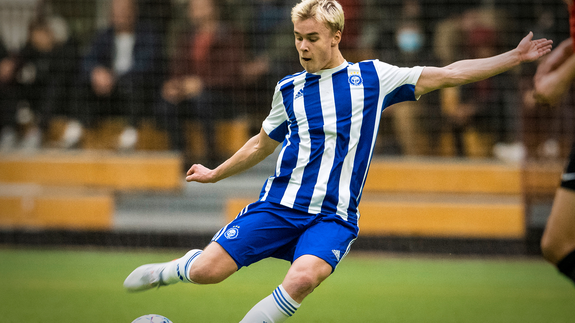 Kapteenistoon valittu Santeri Väänänen taas terveenä - HJK Helsinki