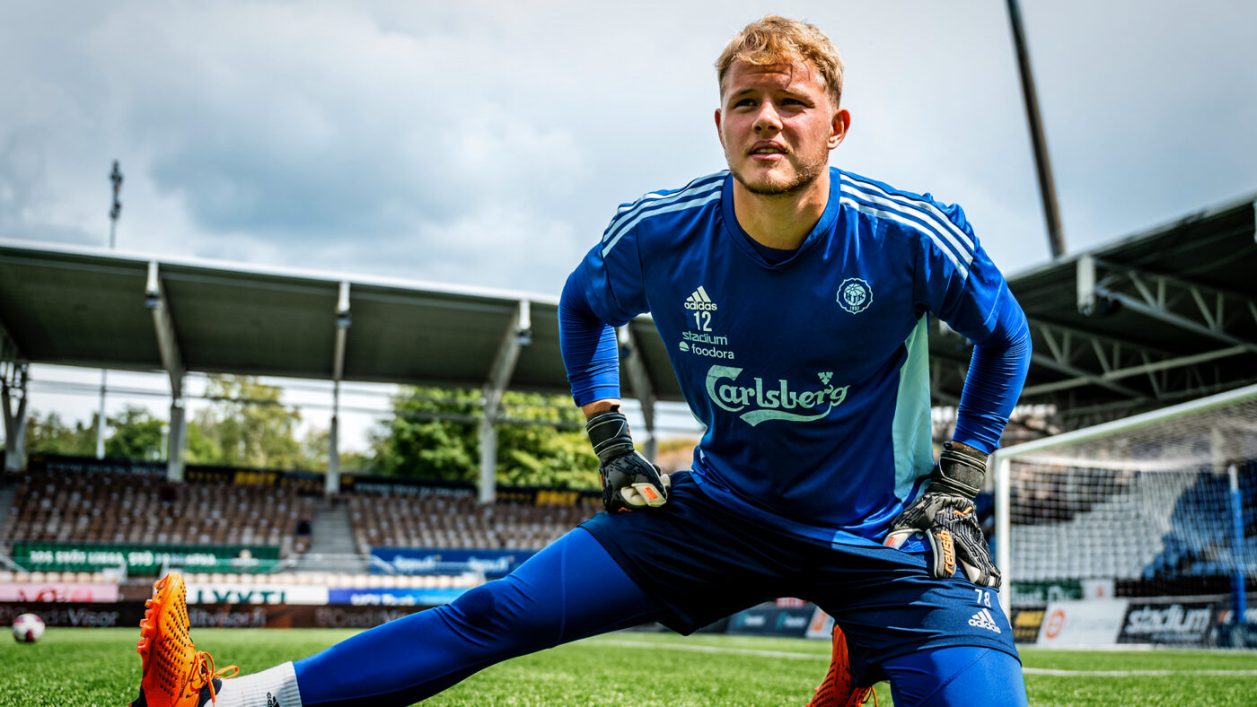Maalivahti Alex Ramula jatkaa Klubissa - HJK Helsinki
